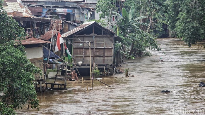 Normalisasi Sungai Ciliwung Kian Mendesak