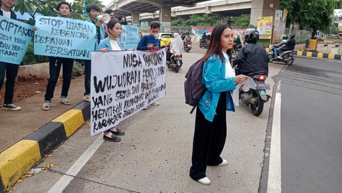 Aksi Gabungan Mahasiswa Ajak Masyarakat Ciptakan Pemilu Damai