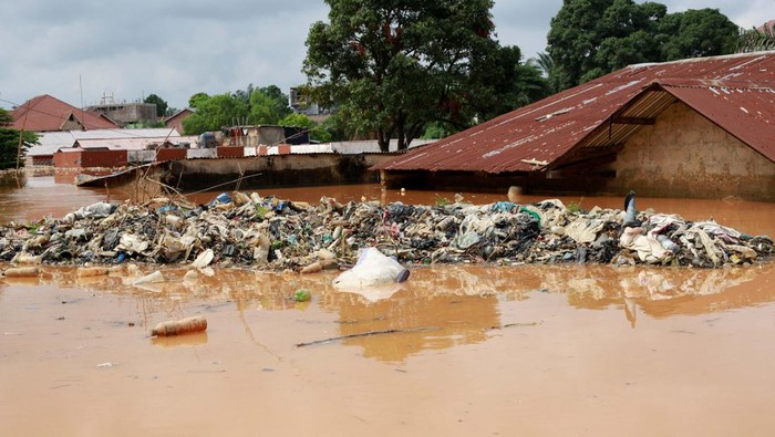 Sungai Meluap, Kongo Kebanjiran