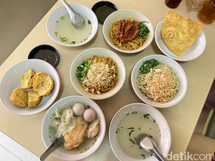 Yamin dan Mie Rica yang Lezat dari Bakmi Legendaris di Bandung