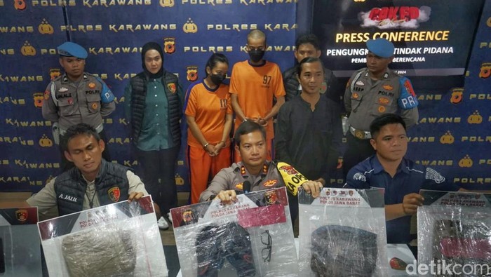 Pembunuh Bayaran Sewaan Ossy Claranita Masih Diburu! Pembunuh Bayaran Sewaan Ossy Claranita Masih Diburu!