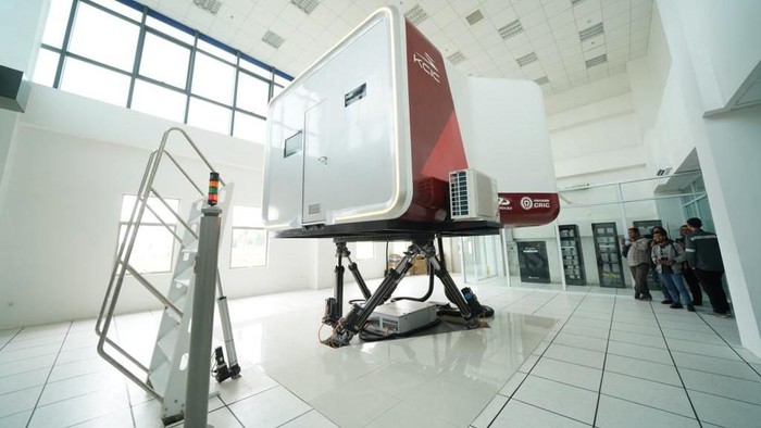 Intip Momen 72 Masinis Latihan Jadi Operator Kereta Cepat Whoosh