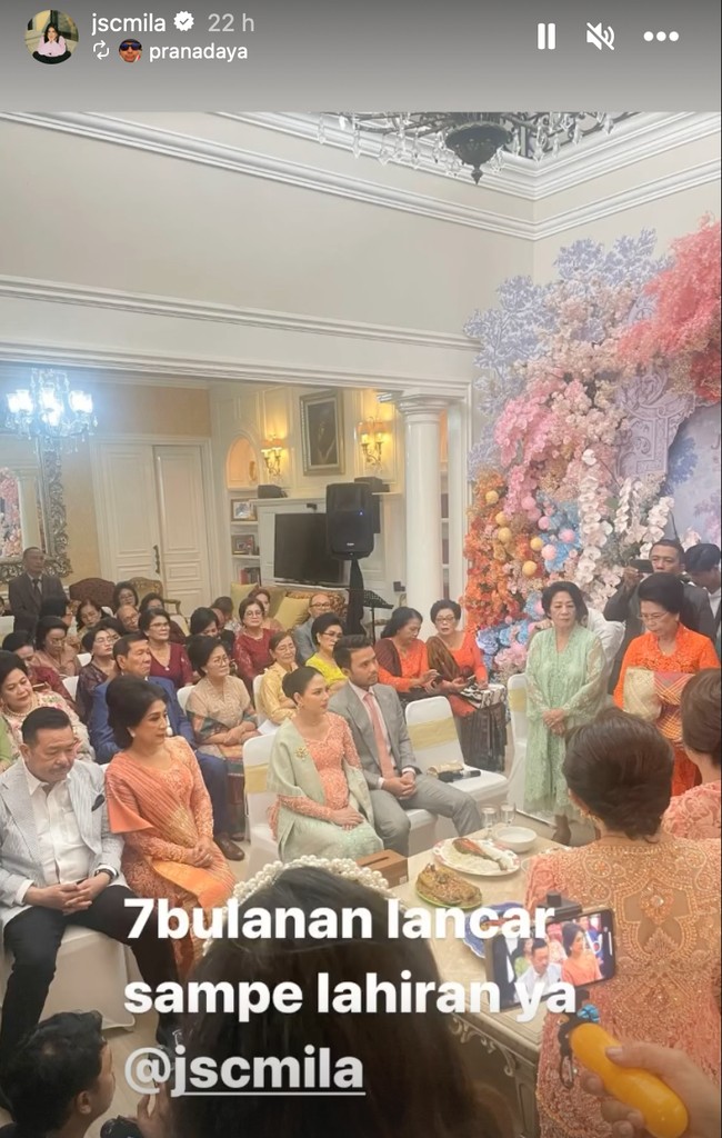 8 Foto Gaya Jessica Mila di Upacara Mambosuri, 7 Bulanan Adat Batak