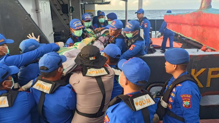 Tim Sar Temukan 12 Korban Kapal Tenggelam Di Sitaro 2 Orang Meninggal