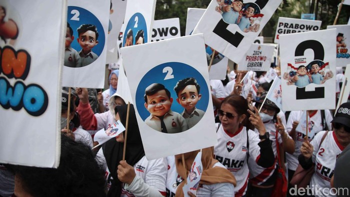 Momen Relawan Praka Dukung Prabowo-Gibran