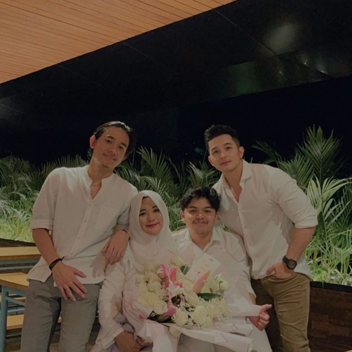 Aditya Surya, Teman Dekat Ria Ricis yang Hobi Kulineran Seru