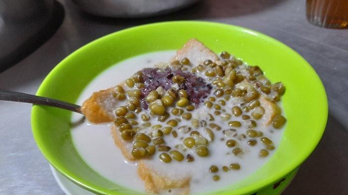 20 Bubur Kacang Ijo Legit Hangat Ada di Sini