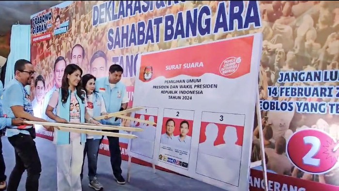 Kala Bang Ara Bakar Semangat Relawan, Deklarasi Prabowo-Gibran Satu Putaran