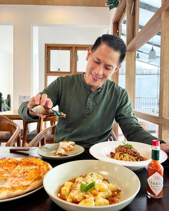 Jam Terbang Tinggi, Chef Juna Pernah Dinobatkan sebagai 'Chef of The Year'