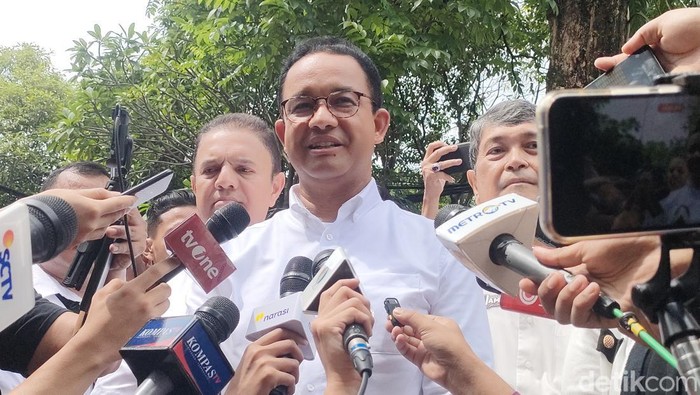 Reaksi Anies Baswedan soal Hasil Quick Count Reaksi Anies Baswedan soal Hasil Quick Count