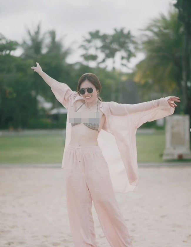 7 Potret Terbaru Wulan Guritno Pamer Perut Rata, Pakai Crop Top Hingga Bikini