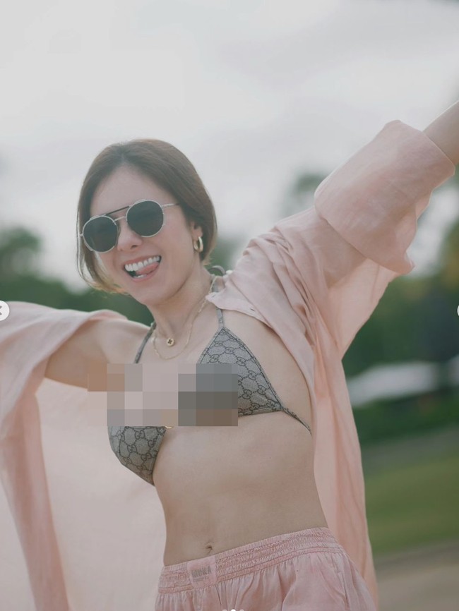 7 Potret Terbaru Wulan Guritno Pamer Perut Rata, Pakai Crop Top Hingga Bikini