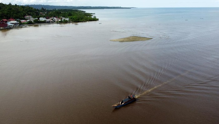 Spirit Pesta Demokrasi dari Bumi Sikerei