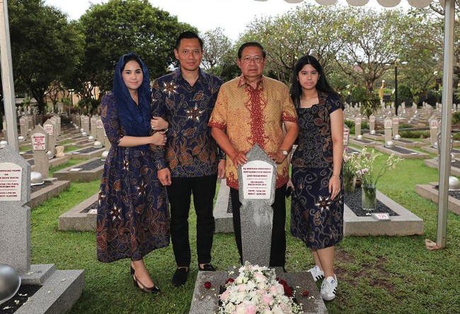 8 Gaya Annisa Pohan Selalu Serasi dengan AHY, Kini Jadi IBu Menteri ATR