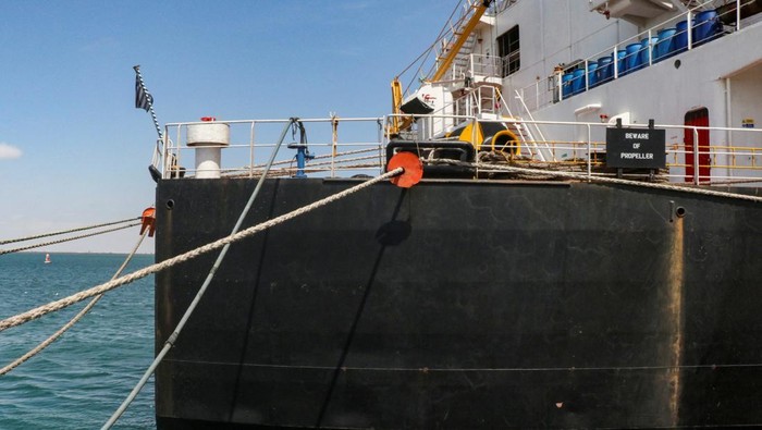 Penampakan Kapal Kargo AS Lolos dari Serangan Maut Houthi di Laut Merah