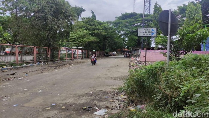Potret Sampah Menggunung di Terminal Purabaya Kini Sudah Bersih Potret Sampah Menggunung di Terminal Purabaya Kini Sudah Bersih