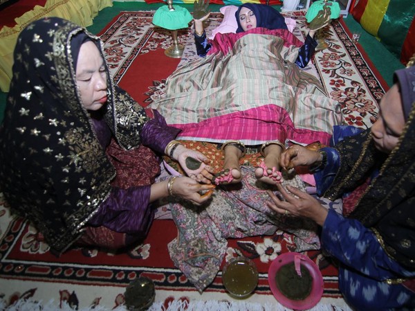 Mengenal Malam Berinai, Tradisi Pernikahan Adat Melayu