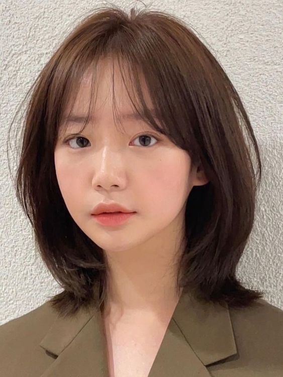 8 Model Rambut Pendek untuk Wanita dengan Wajah Bulat Tahun 2024