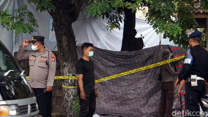 TKP Ledakan di Mako Brimob Surabaya Masih Disterilkan TKP Ledakan di Mako Brimob Surabaya Masih Disterilkan