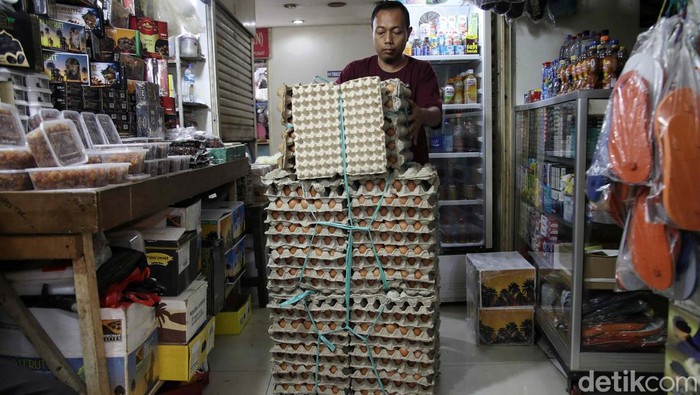 Memantau Harga Sembako di Pasar Senen Jelang Ramadan
