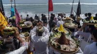 Daftar Tradisi Rangkaian Upacara Menjelang Hari Raya Suci Nyepi