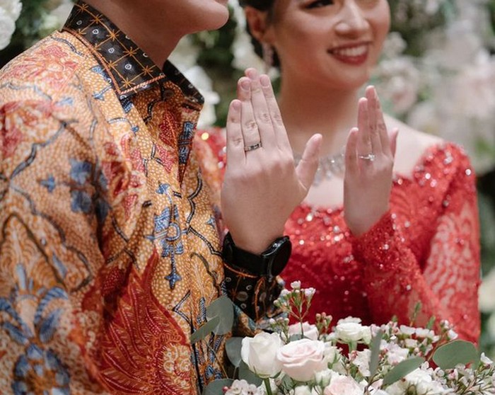 Momen Lamaran Angela Adinda, Putri Jenderal Andika Perkasa