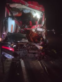 Bus Madu Kismo Tabrak Truk di Tol Ngawi, 8 Penumpang Luka