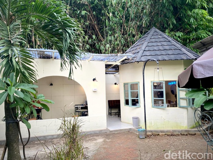 Jajan Roti Enak di Tempat Instagramable, Harganya Cuma Rp 5 Ribu!