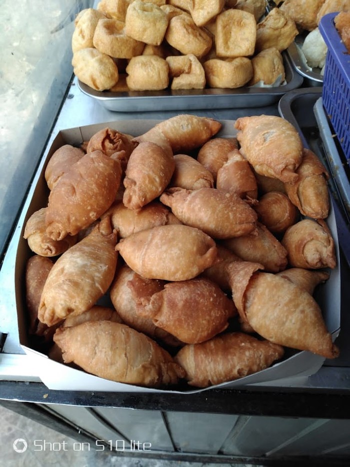 20 Pisang Molen yang Manis Renyah Ada di Sini