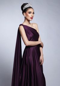 8 Pesona Ghina Raihanah, Adik Tsania Marwa Masuk Top 6 Puteri Indonesia ...