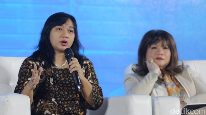 Momen Ekonom Esther Sri Astuti Prediksi Ekonomi RI Tak Sampai 5% di 2024