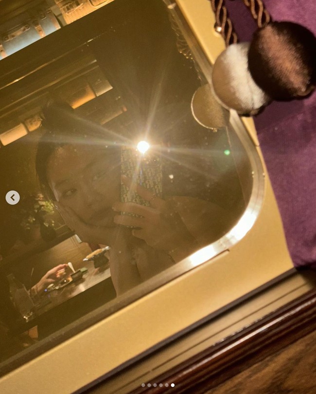 7 Foto Hyeri Pakai Casing Couple Hingga Ryu Jun Yeol Pacari Han So Hee