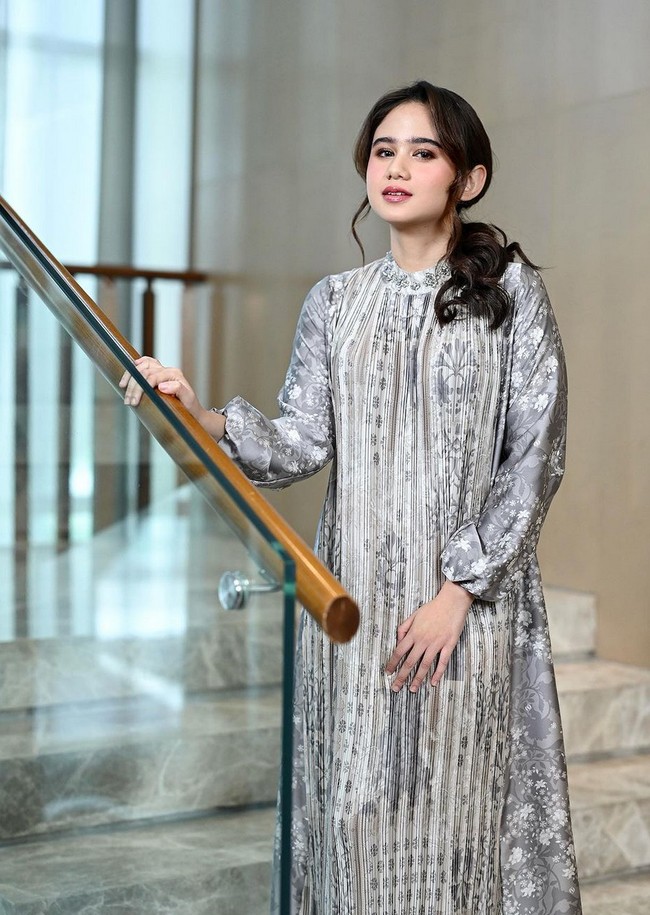 7 Foto Keluarga Maia Estianty Bareng Al, El, Dul, Ada Tissa Biani Bikin Salfok