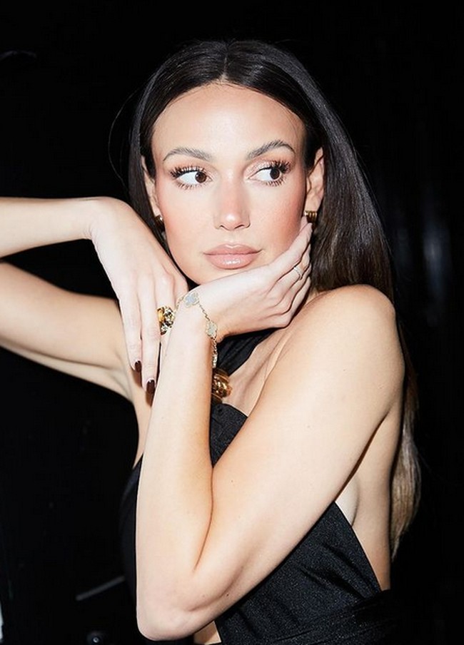 7 Pesona Michelle Keegan, Aktris yang Diprediksi Jadi Bond Girl