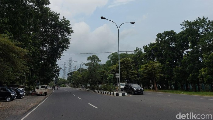 Jelang Arus Mudik 2024, Banyak PJU Mati di Jalur Pantura Cirebon Jelang Arus Mudik 2024, Banyak PJU Mati di Jalur Pantura Cirebon