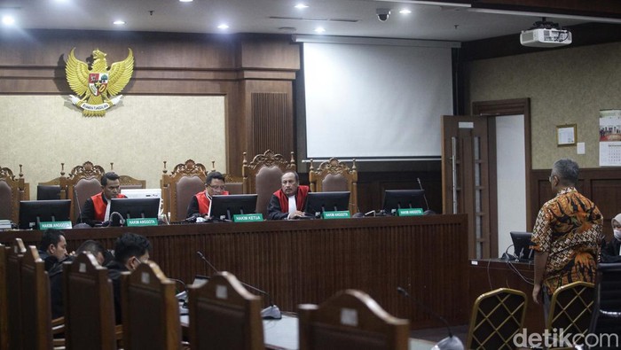 Tok Windi Purnama Divonis 3 Tahun Penjara