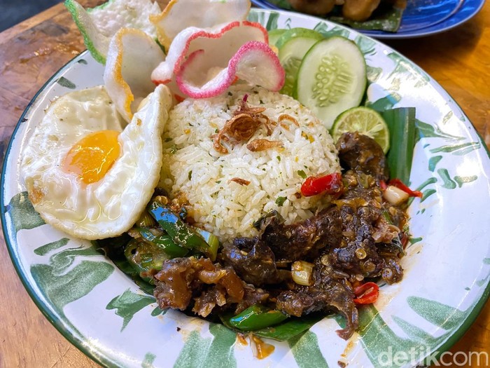 Buka Puasa di Coffeeshop Depok Ini Ada Nasi Jeruk Paru dan Gultik Sedap
