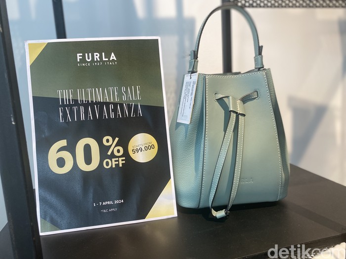 Sambut Lebaran, Furla Diskon Heboh Hingga 60% di Villaggio Outlets