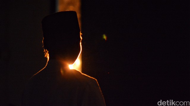 Iktikaf Sebaiknya Dimulai Jam Berapa? Ini Ketentuannya Iktikaf Sebaiknya Dimulai Jam Berapa? Ini Ketentuannya