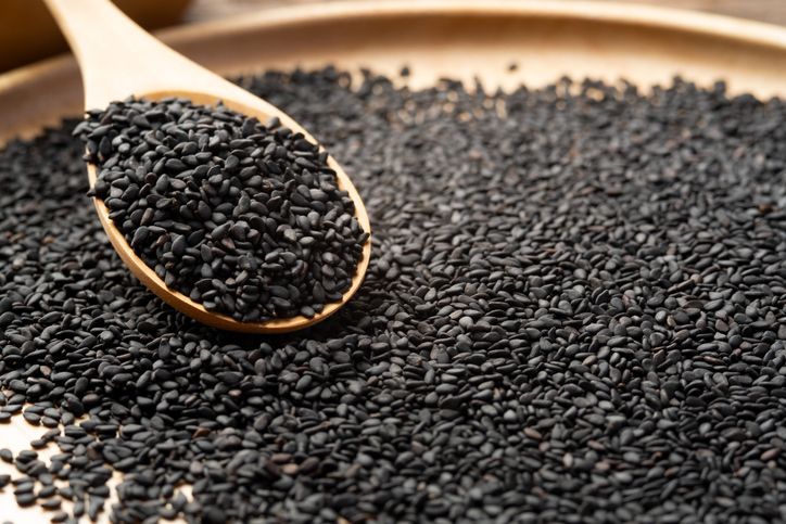 7 Makanan Berwarna Hitam Legam Ini Kaya Antioksidan 7 Makanan Berwarna Hitam Legam Ini Kaya Antioksidan