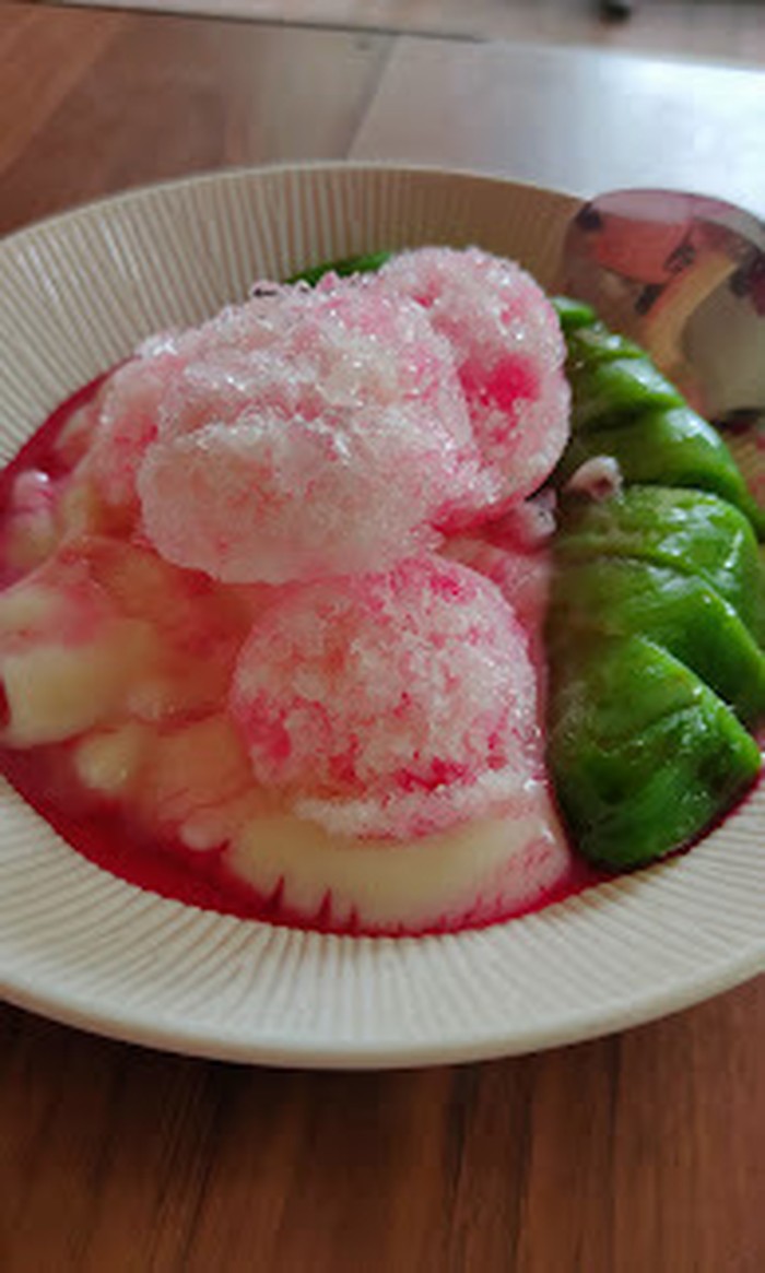 Manis Legit! 20 Es Pisang Ijo Rp 10.000-an Buat Buka Puasa