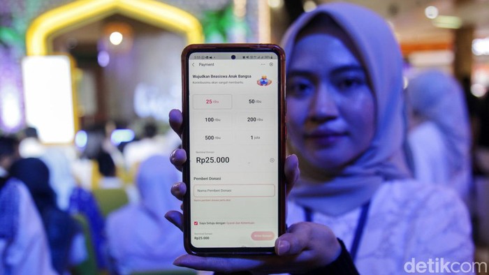 Sedekah dan Zakat Kian Mudah Lewat M-Banking