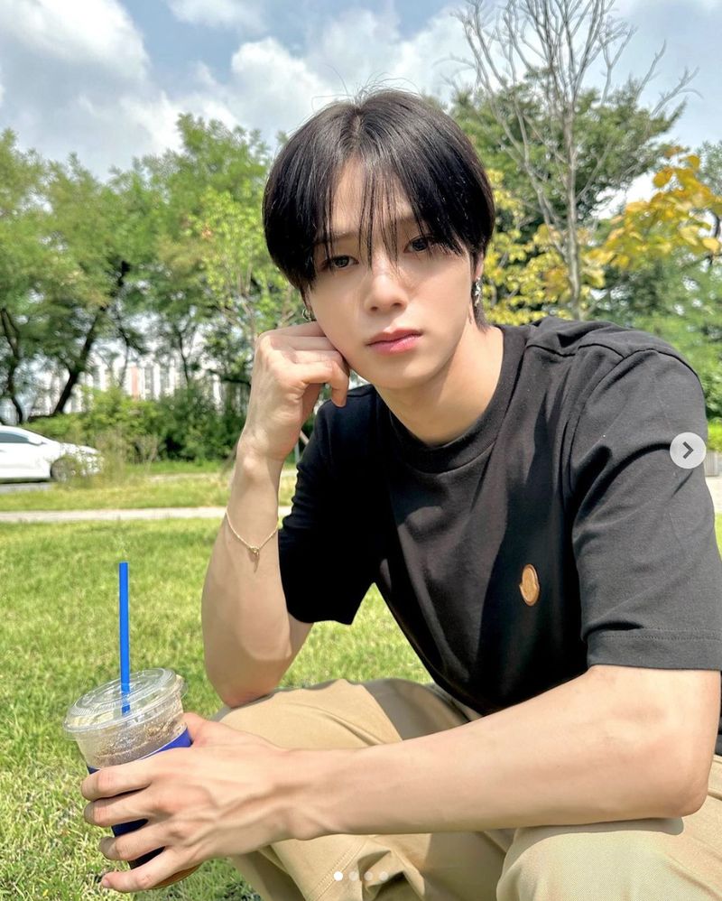 HYBE Bantah Kazuha LE SSERAFIM Pacaran dengan K &TEAM, Visual Jadi Sorotan