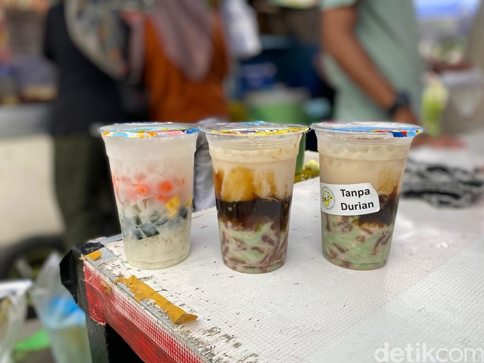 Segar! Es Cendol Durian dan Es Rumput Laut yang Legendaris di Padang