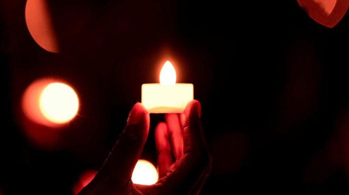 Nyala Lilin Peringati 30 Tahun Genosida di Rwanda