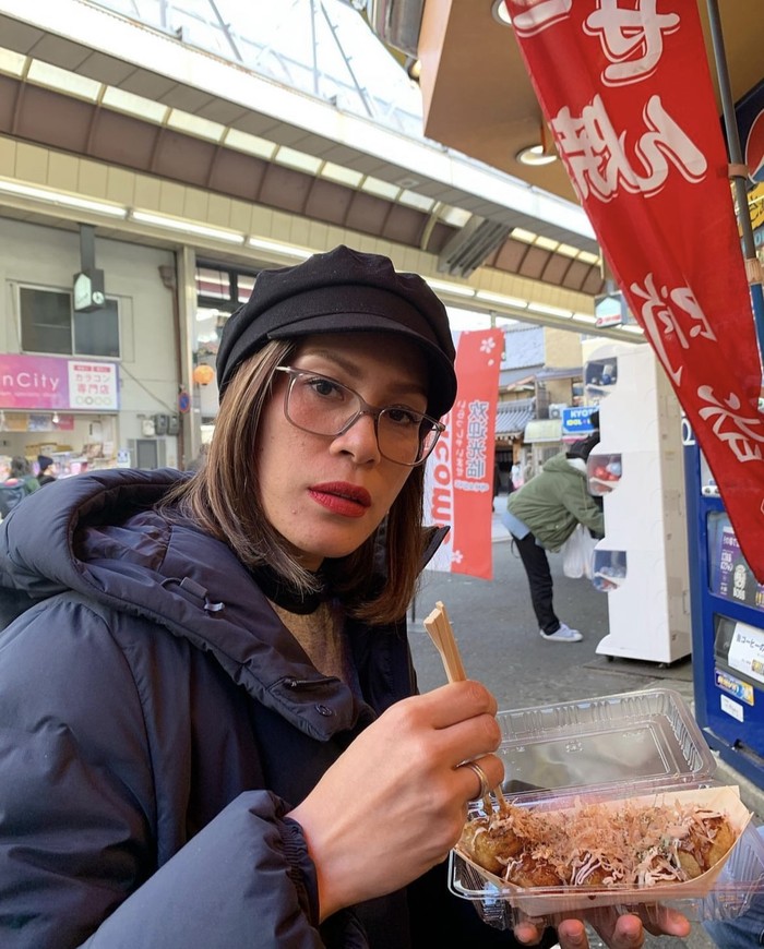 Kulineran Seru Inong Ayu, Istri Abimana Aryasatya yang Sedang Hamil