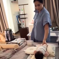 7 Foto Nagita Momong Baby Lily yang Diduga Diadopsi Keluarga Raffi Ahmad