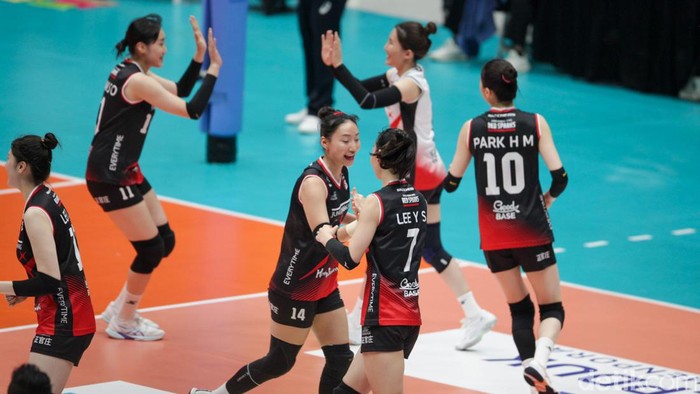 Main 5 Set, Red Sparks Kalahkan Indonesia All Star