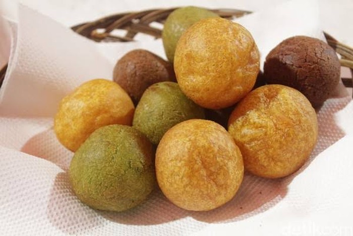 Kriuk! 20 Bola-bola Ubi Manis Renyah Ada di Sini!