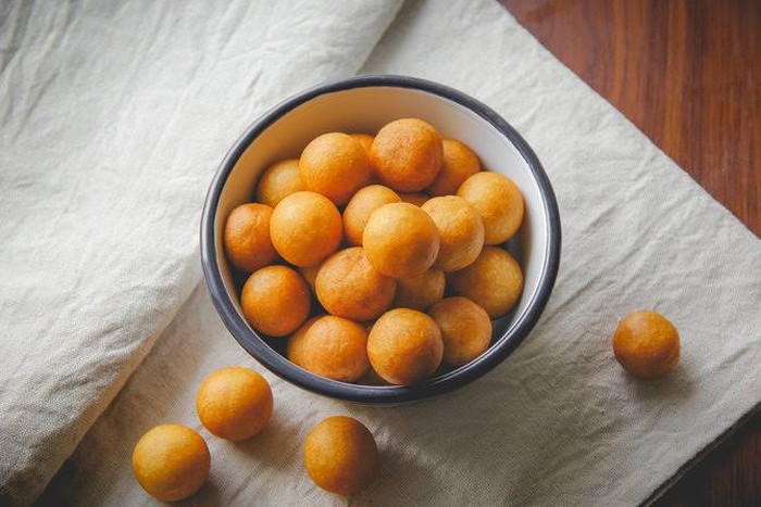 Kriuk! 20 Bola-bola Ubi Manis Renyah Ada di Sini!